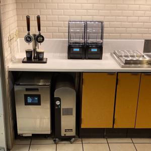 Starbucks | Summit Properties